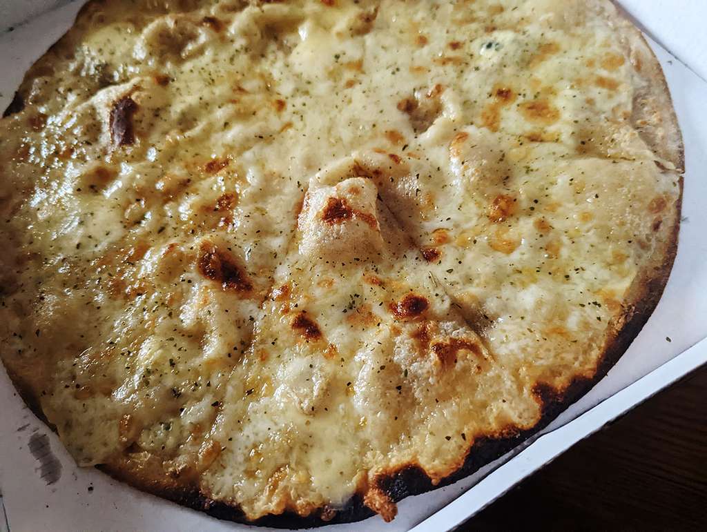 Will Get Again; Thin & Medium-Crust Pizza @ Pizzaria Luzzo, Cascais ...